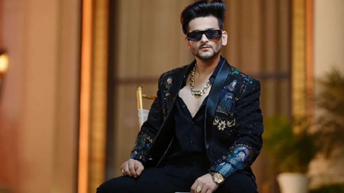 Singer Vicky Thakur Meets With An Accident; Shares Update About His Health - Filmibeat