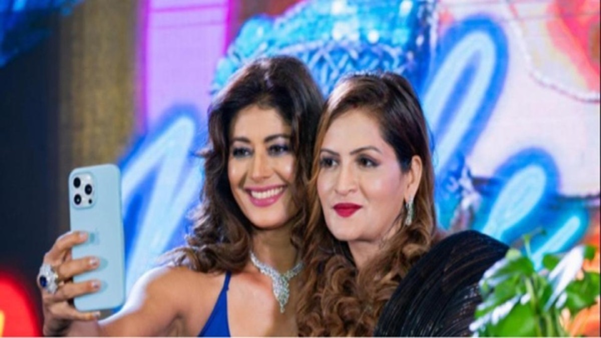 Pooja Batra Launches Poonam Jha's Latest Song 'Nashe Mein High' – The ...