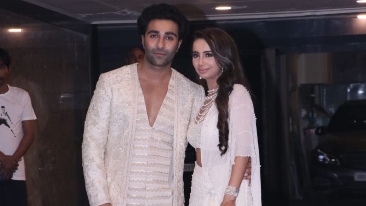 Aadar Jain & Alekha Advani Make A Cute Couple During Their 1st ...