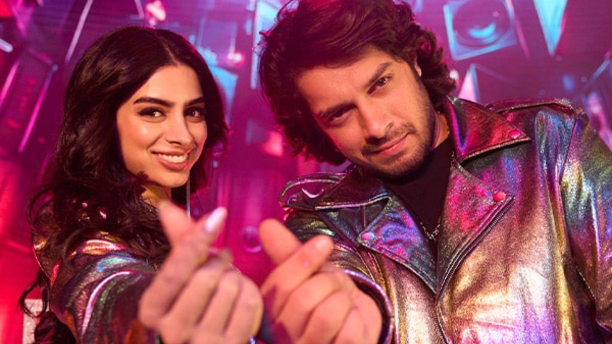 Loveyapa Review & Ratings | Loveyapa Movie Review | Junaid Khan Khushi ...