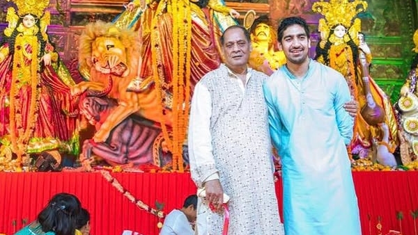 Ayan Mukerji’s Father Deb Mukherjee Passes Away At 83; Here’s What ...