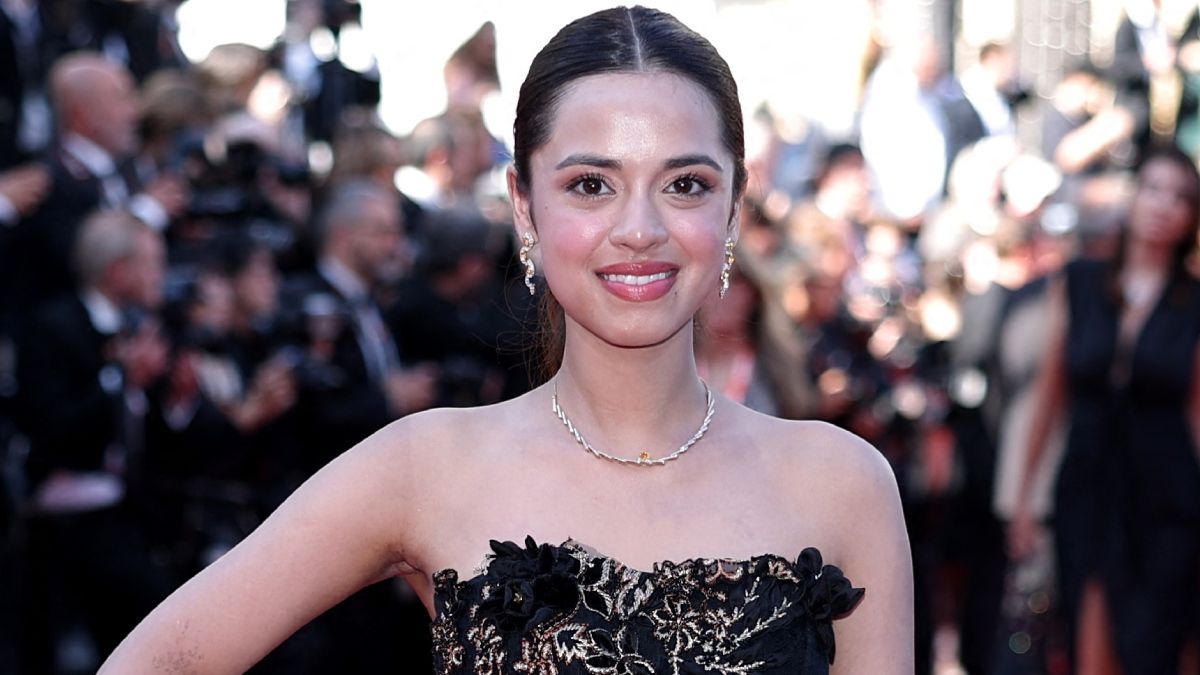 Cannes 2025: Laapataa Ladies Star Nitanshi Goel Turns Heads In Stunning ...