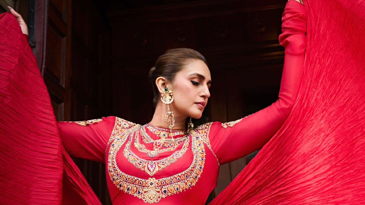Huma Qureshi's Bayaan Premieres At TIFF 2025; Actress Calls It 'Power Of Story Telling' - Filmibeat