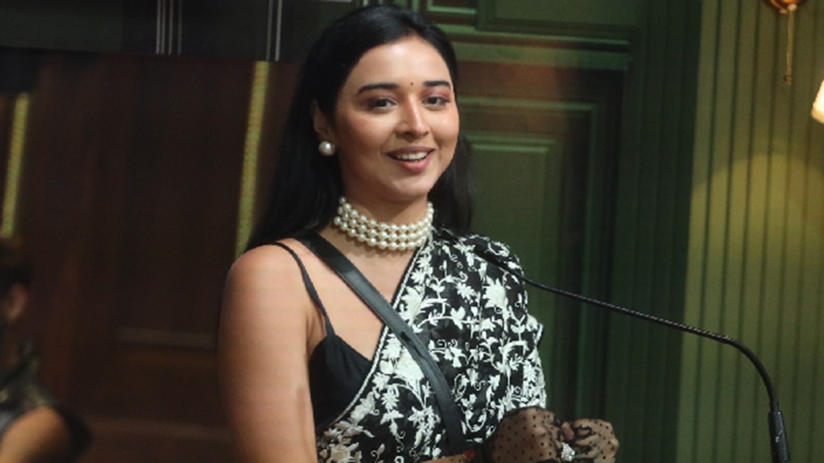 Bigg Boss 19: Tanya Mittal Wins Praise for Chanting Amid Negativity ...