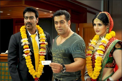 Ready Movie Poster & Photos | Ready Movie Location Pics | Ready ...