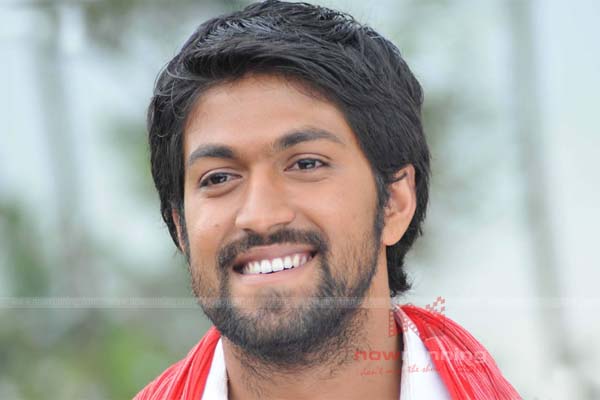 Kirataka Movie Poster & Photos | Kirataka Movie Location Pics ...