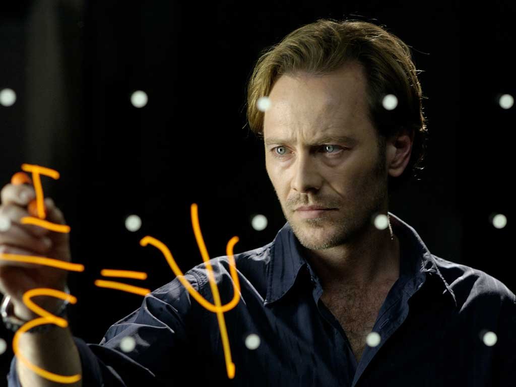 Peter Outerbridge - Photos, Videos, Birthday, Latest News, Height In ...