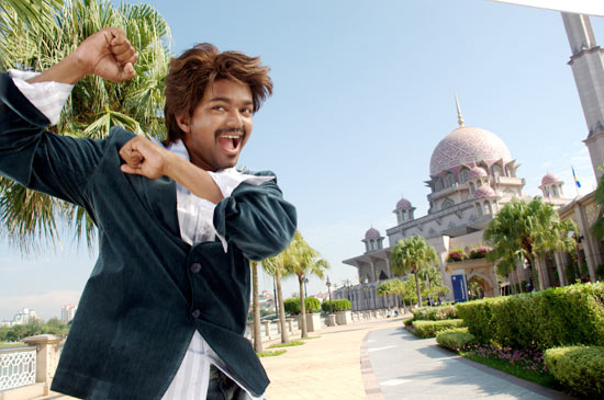 Kaavalan Movie Poster & Photos | Kaavalan Movie Location Pics ...