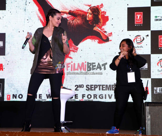 Akira Movie Poster & Photos | Akira Movie Location Pics | Akira ...