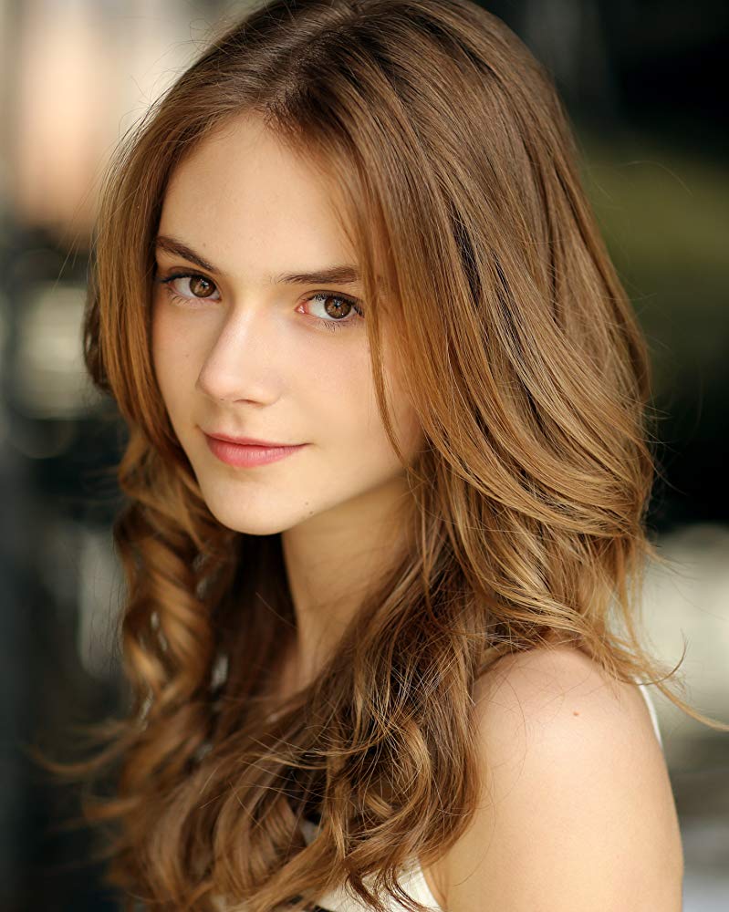 Emilia Jones - Photos, Videos, Birthday, Latest News, Height In Feet ...