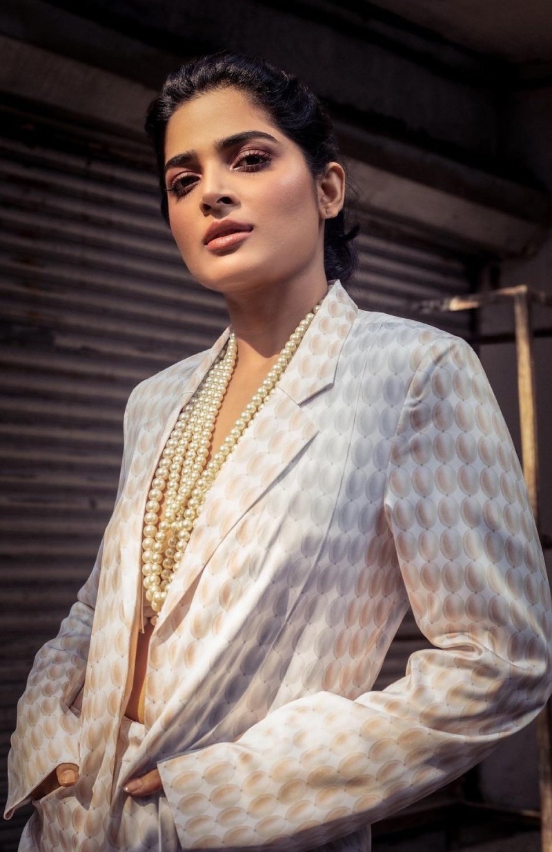 Anagha - Photos, Videos, Birthday, Latest News, Height In Feet - FilmiBeat