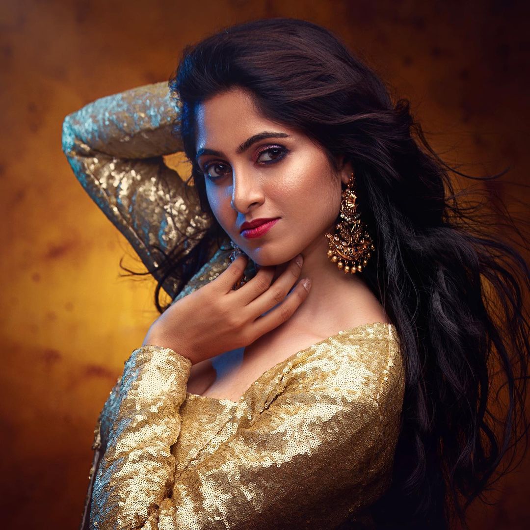 Kushee Ravi - Photos, Videos, Birthday, Latest News, Height In Feet ...