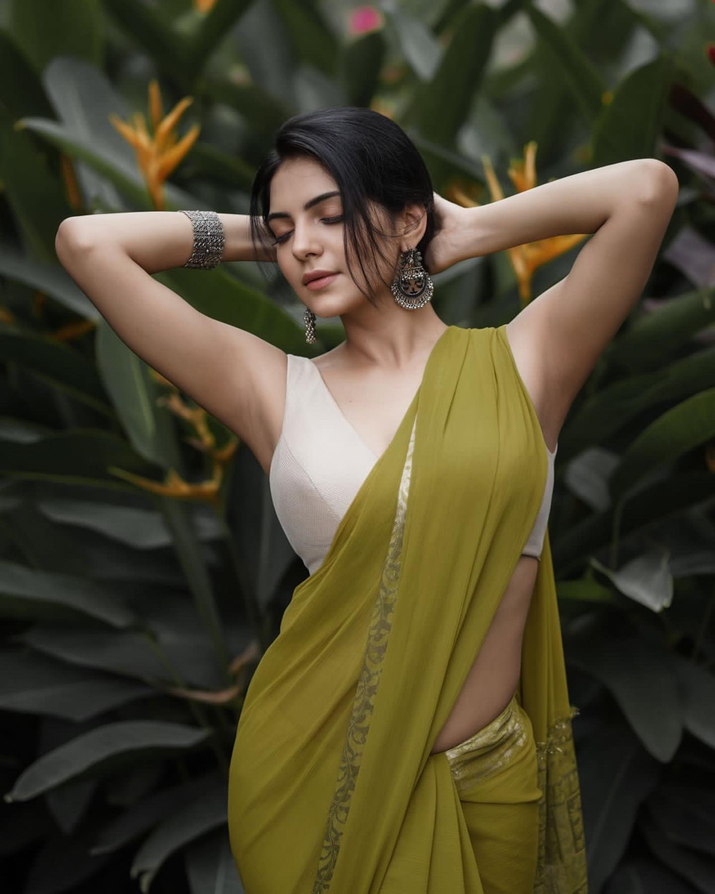 Misha Narang - Photos, Videos, Birthday, Latest News, Height In Feet ...