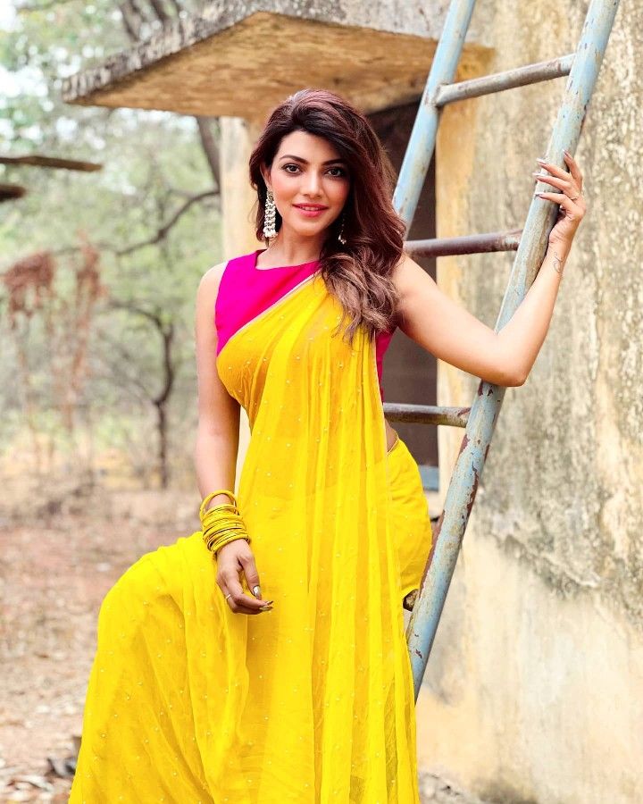 Lahari Shari - Photos, Videos, Birthday, Latest News, Height In Feet ...