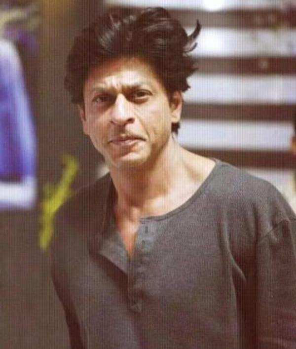 Dilwale Movie Poster & Photos | Dilwale Movie Location Pics | Dilwale ...
