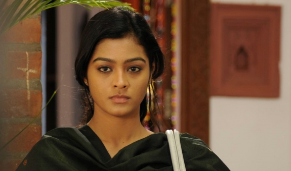 Mathapoo Movie Poster & Photos | Mathapoo Movie Location Pics ...