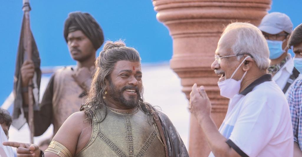 Ponniyin Selvan: 1 Fan Photos | Ponniyin Selvan: 1 Photos, Images ...