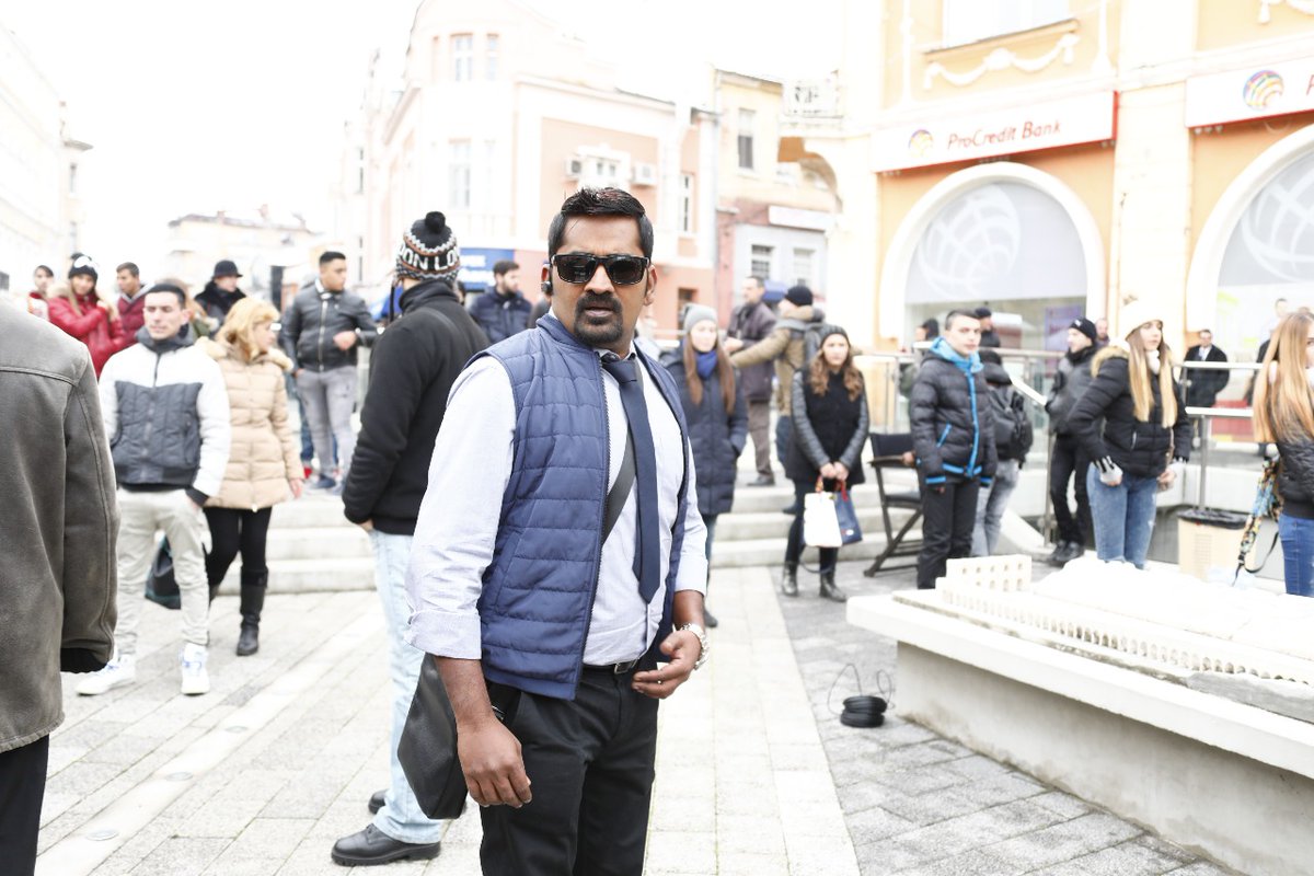 Vivegam Movie Poster & Photos | Vivegam Movie Location Pics | Vivegam ...