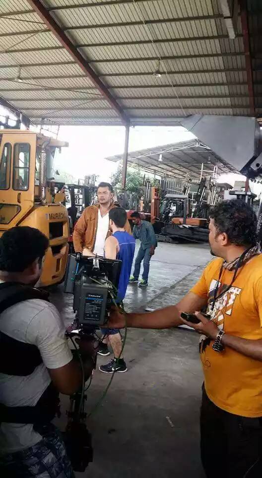 Tarak Movie Poster & Photos | Tarak Movie Location Pics | Tarak Kannada ...