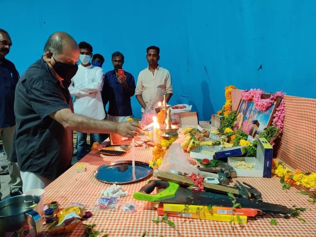 Barroz 3D–Guardian of Treasure Movie Poster & Photos | Barroz 3D ...