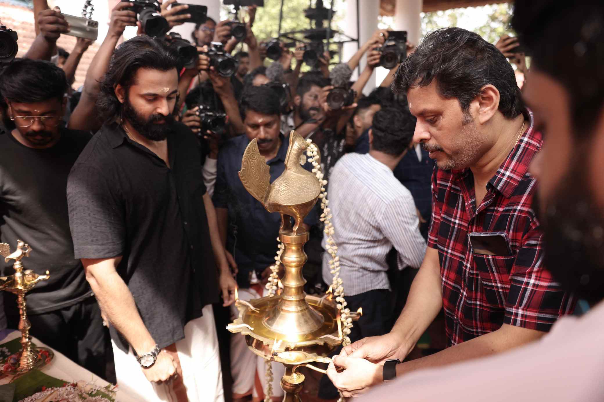 Jai Ganesh Movie Poster & Photos | Jai Ganesh Movie Location Pics | Jai Ganesh Malayalam Movie ...