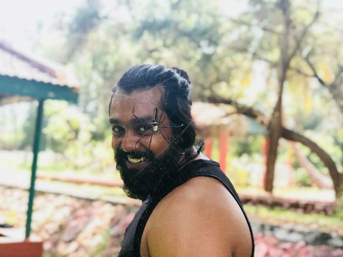 Pogaru Movie Poster & Photos | Pogaru Movie Location Pics | Pogaru ...