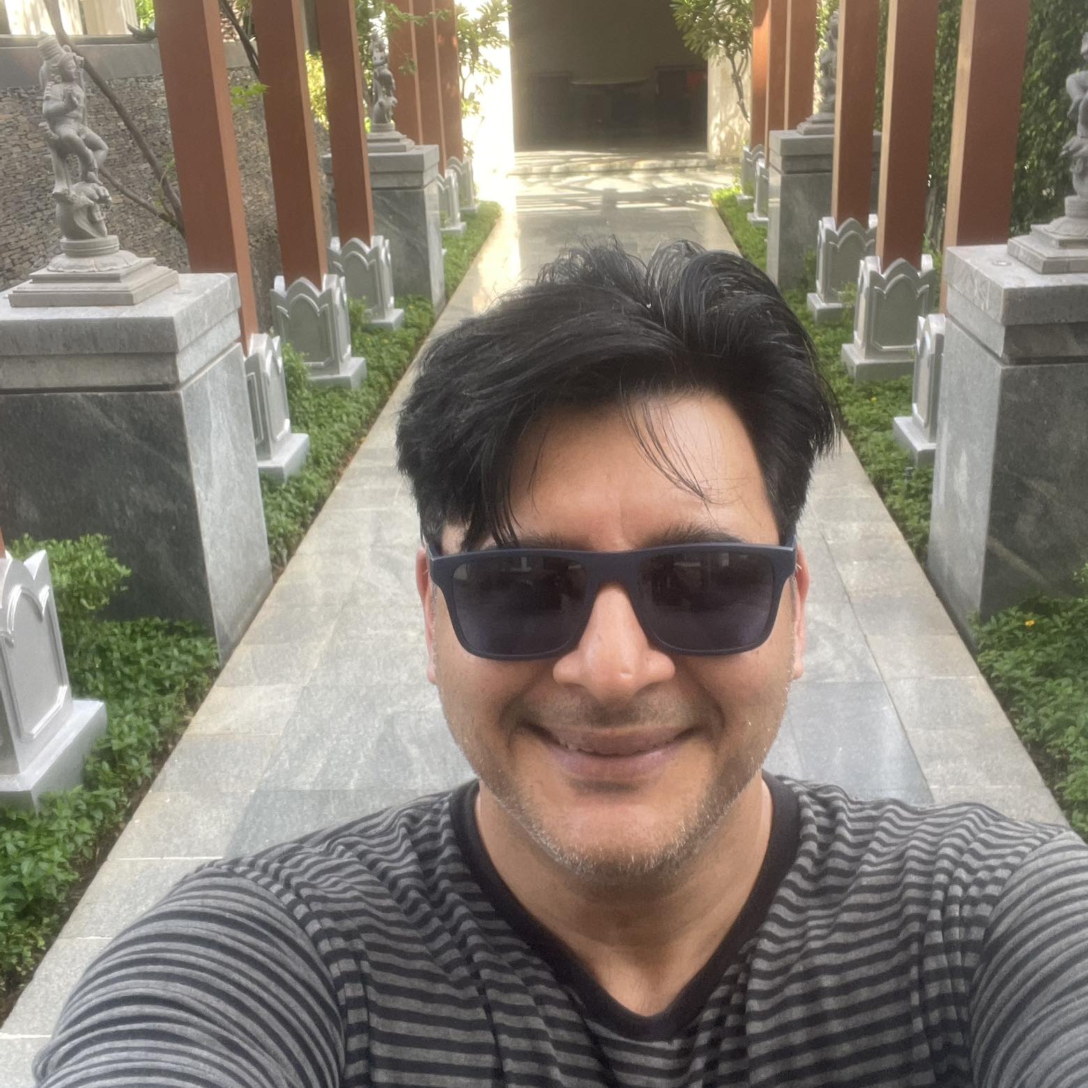 Abbas - Photos, Videos, Birthday, Latest News, Height In Feet - FilmiBeat