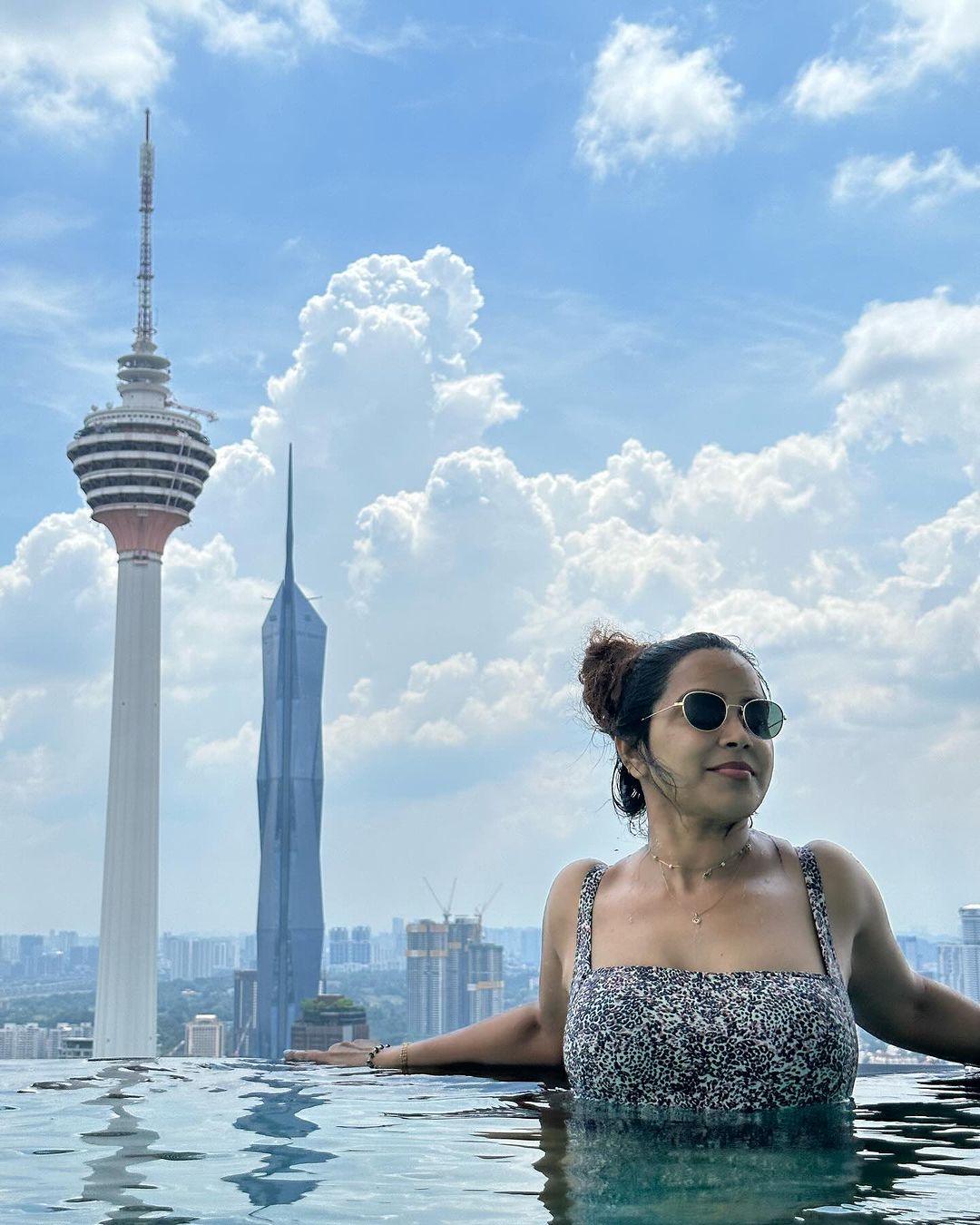 Sangeetha V - Photos, Videos, Birthday, Latest News, Height In Feet ...