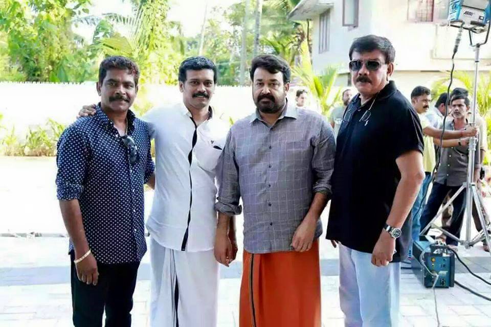 Oppam Movie Poster & Photos | Oppam Movie Location Pics | Oppam ...