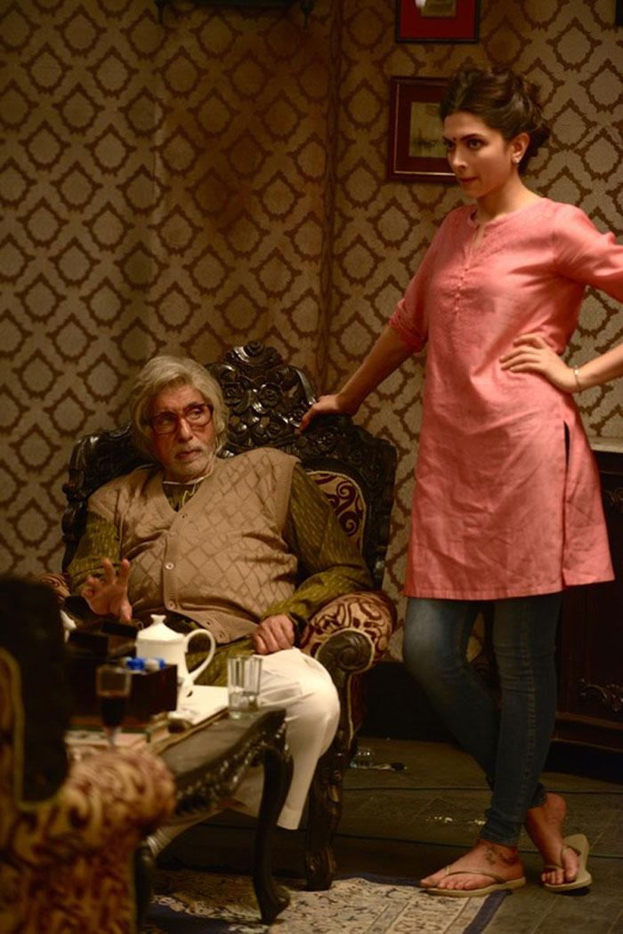 Piku Movie Poster & Photos | Piku Movie Location Pics | Piku Bollywood ...