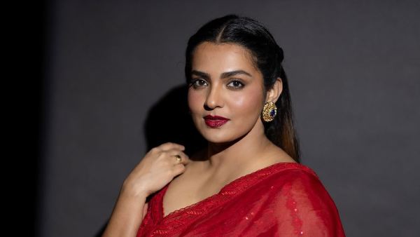 Soft Glam Beauty: M-Town Actresses Favorite Looks| Malayalam Actresses ...