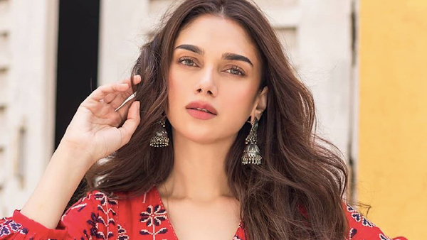 इन बॉलीवुड एक्ट्रेस ने तलाक के बाद नहीं की दूसरी शादी | Malaika Arora ...