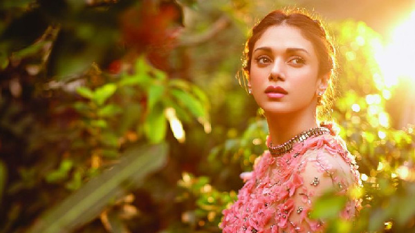 इन फिल्मी सितारों का शाही ठाठ-बाट देख चौंक जाएंगे आप | Sara Ali Khan To ...