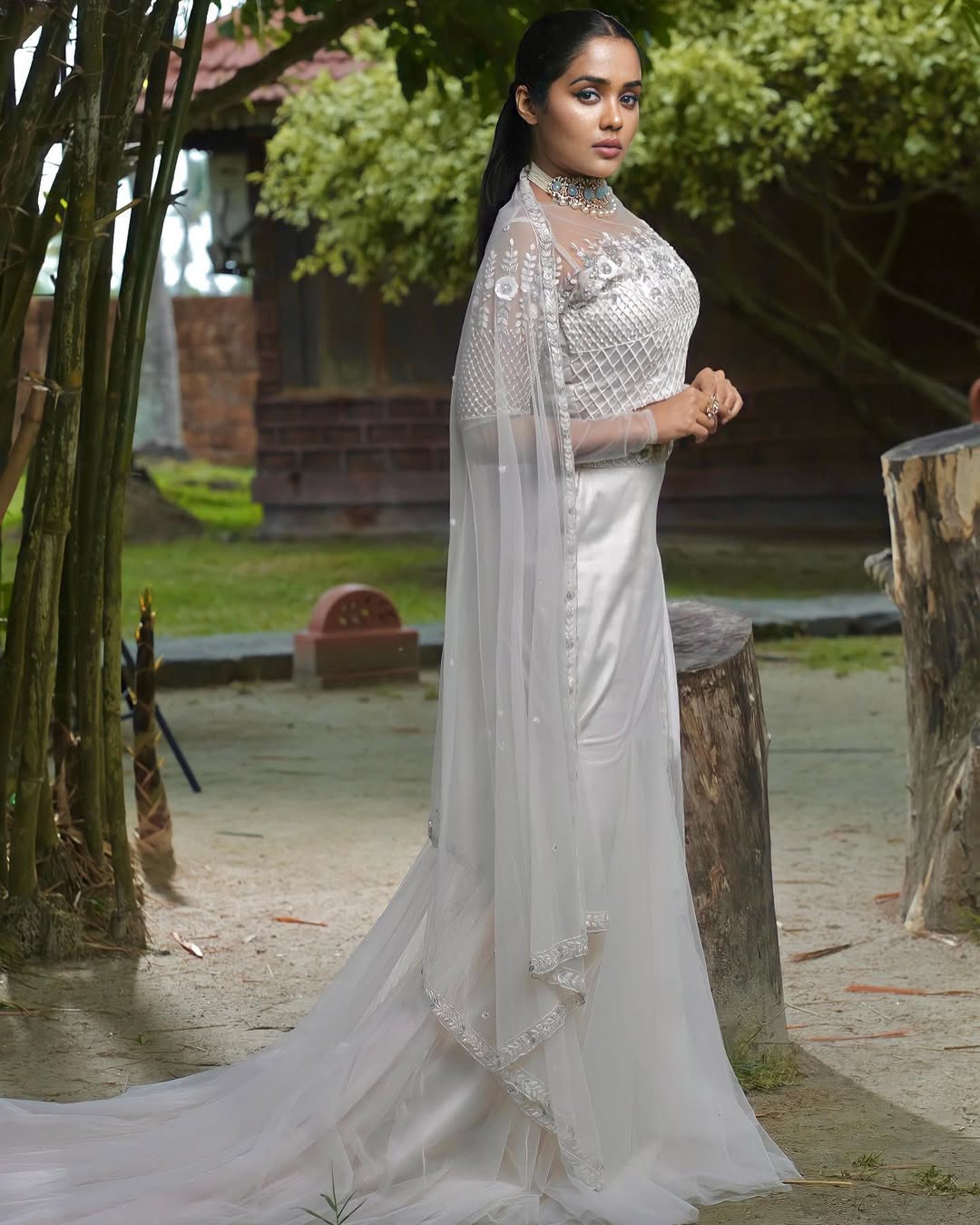 Ananya Is A Vision To Behold In Ethereal Saree Looks| Ananya's Best ...