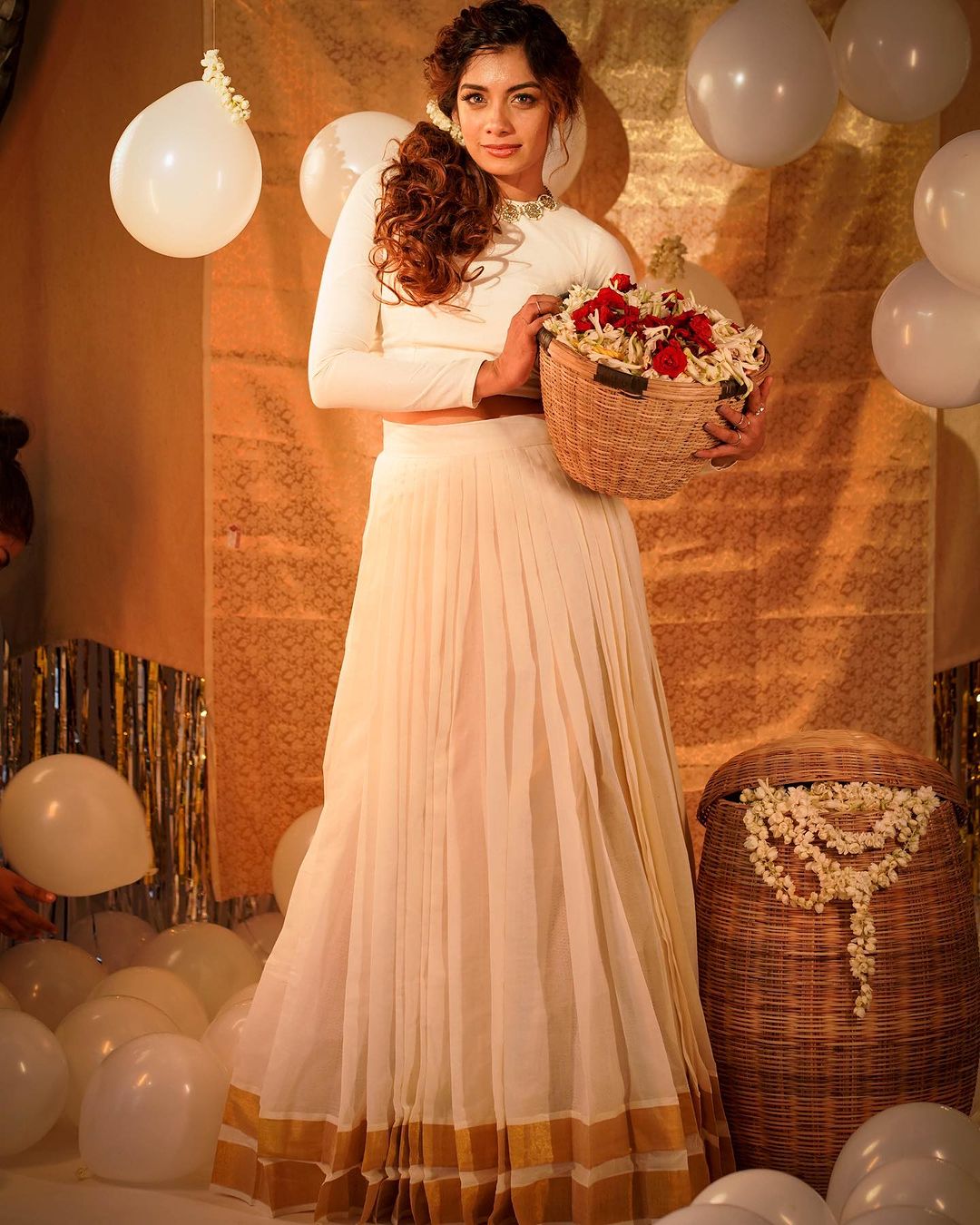 Bigg Boss Malayalam Fame Dilsha Prasannan’s Top Ethnic Fashion Moments ...