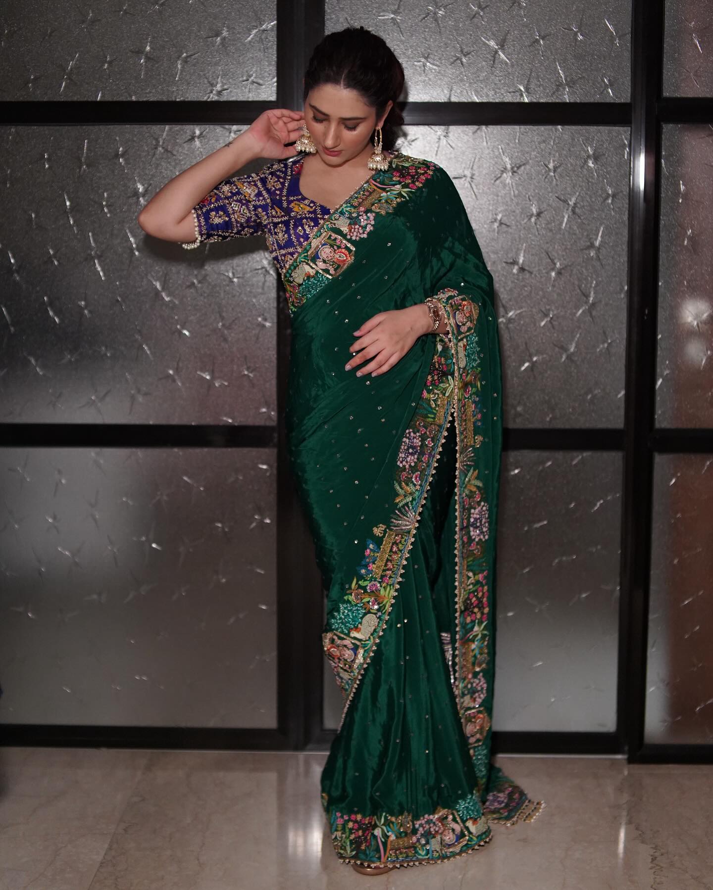 Disha Parmar Saree Designs | Disha Parmar Saree Blouse Designs | Disha ...