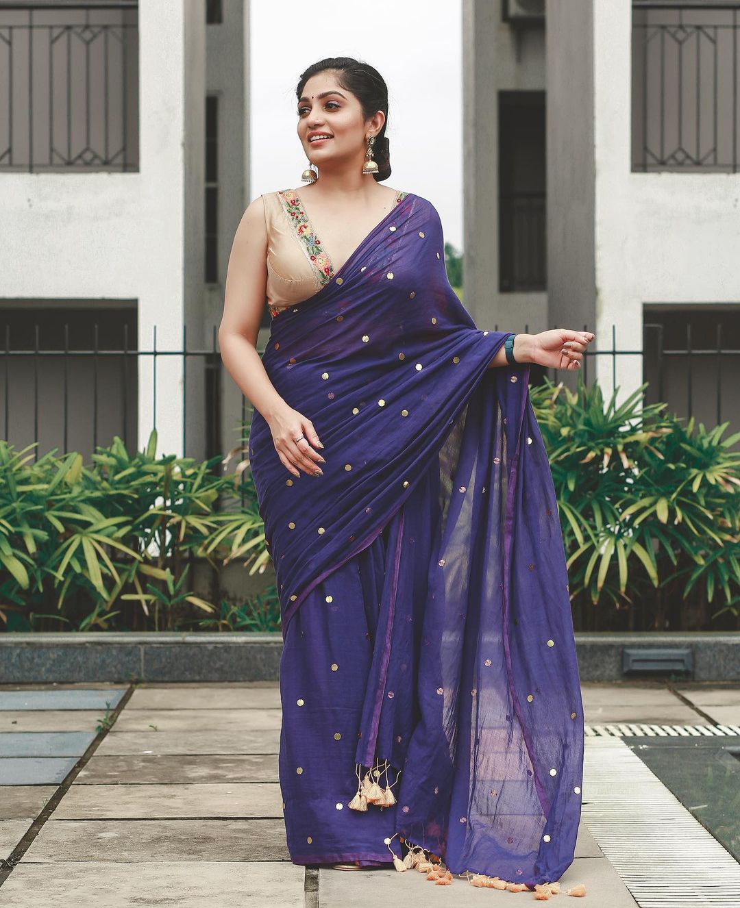 Five Times Bigg Boss Fame Arya Badai Proved That She Is The Ultimate Saree Queen| Bigg Boss Fame ...