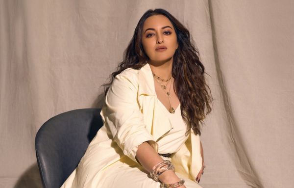 Sonakshi Sinha Networth | Sonakshi Sinha Age | Sonakshi Sinha Birthday ...