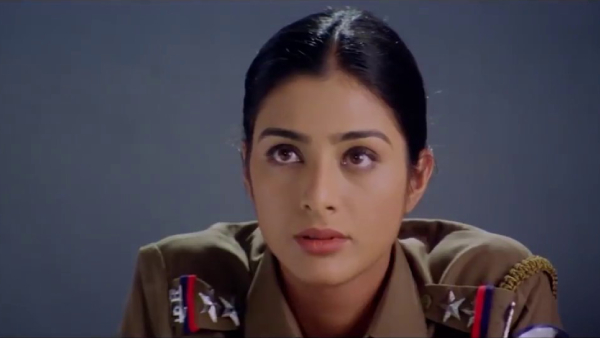 भोला से दृश्यम: बॉलीवुड फिल्में जिनमे तब्बू दमदार पुलिस ऑफिसर के रोल ...