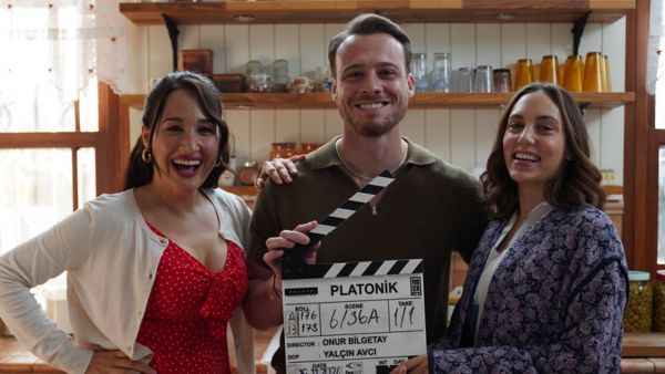 Platonic: Blue Moon Hotel | Platonic: Blue Moon Hotel Netflix ...