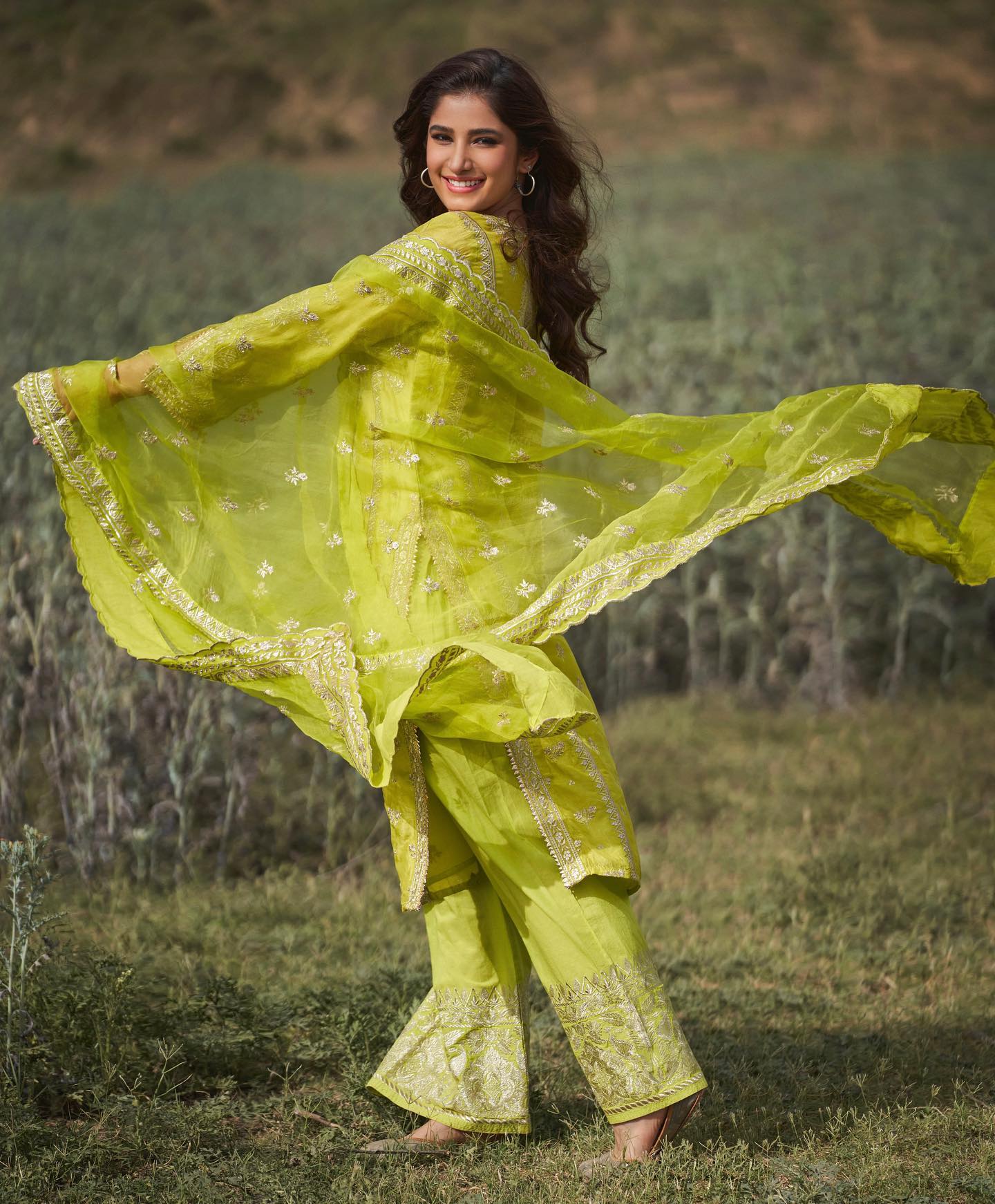 If you are looking for a perfect Indian outfits with modern look then ...