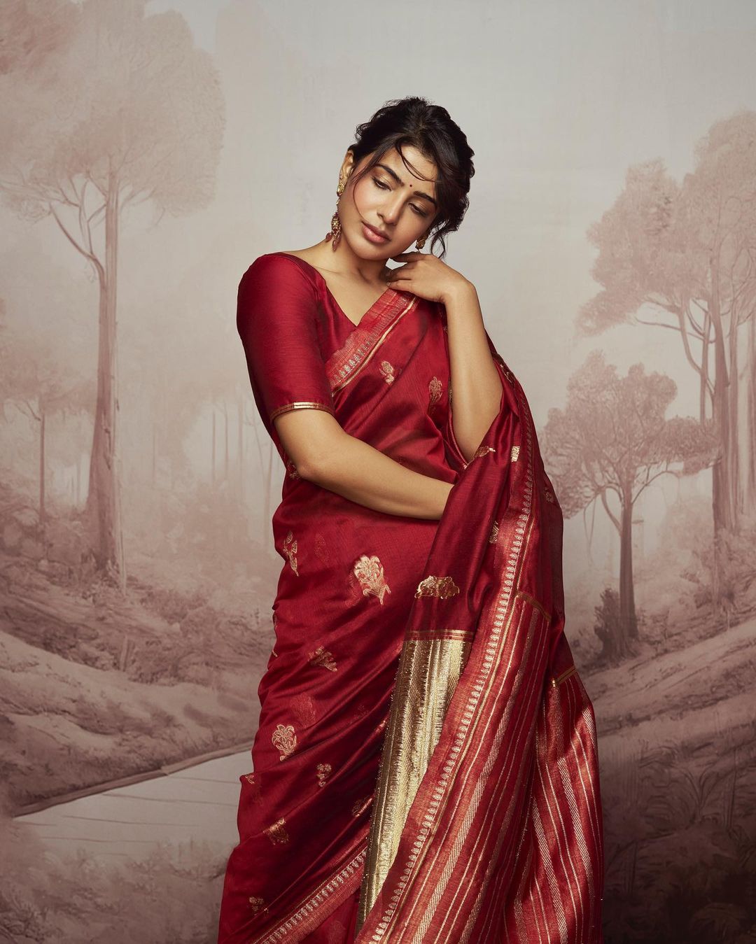 Stunning Actresses in Red Sarees| South Indian Beauties Exuding ...