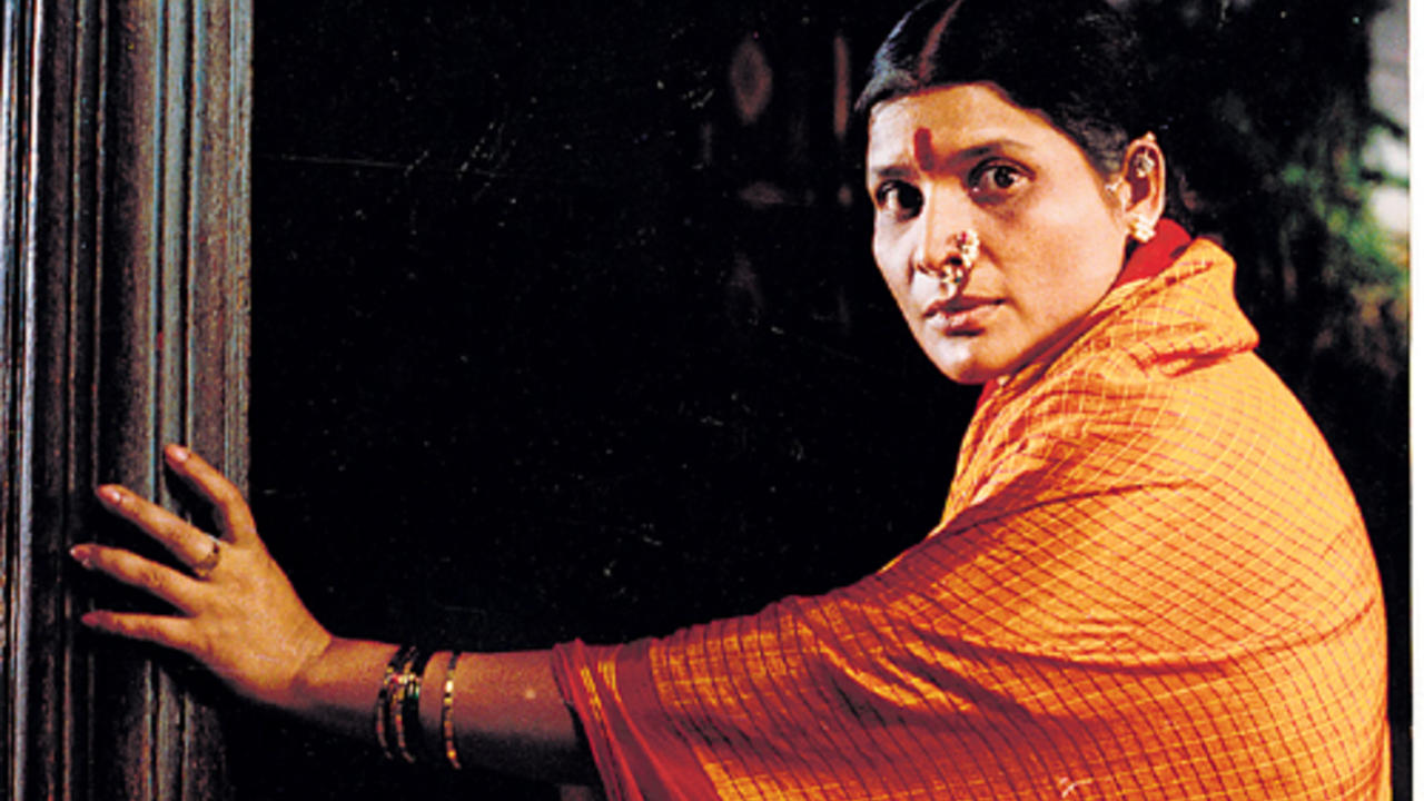 ಬೆಂಕಿಯಲ್ಲಿ ಅರಳಿದ ಹೂವು to ಉರ್ವಿ: ಕನ್ನಡದಲ್ಲಿ ಮೂಡಿಬಂದ ಅತ್ಯುತ್ತಮ ಮಹಿಳಾ ...