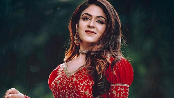 Top 10 Malayalam Serial Actress Of 2024| Best Malayalam TV Actresses ...