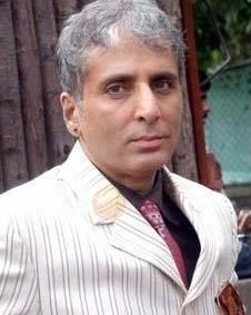 आदित्य राज कपूर (Aditya): उम्र, मूवी, फोटो, जीवनी, तस्वीरें, फिल्म ...