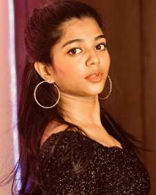 Amala Shaji Biography | Amala Shaji Boyfriend, Husband, Family & Net Worth - FilmiBeat