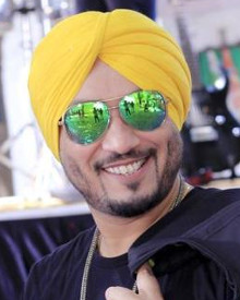 Dilbagh Singh Biography | Dilbagh Singh Boyfriend, Husband, Family ...