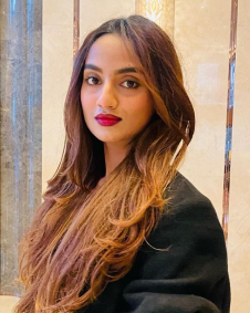 Diya Ashlesh Biography | Diya Ashlesh Boyfriend, Husband, Family & Net ...