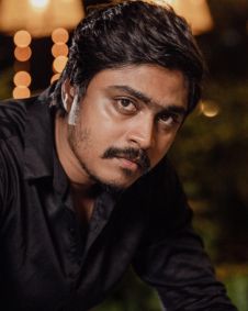 Hari Baskar Movies | Hari Baskar: Height, Age, Wife, Girlfriend, Biography - Filmibeat
