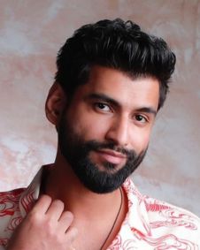 Harsh Gujral Biography | Harsh Gujral Girlfriend, Wife, Family & Net ...